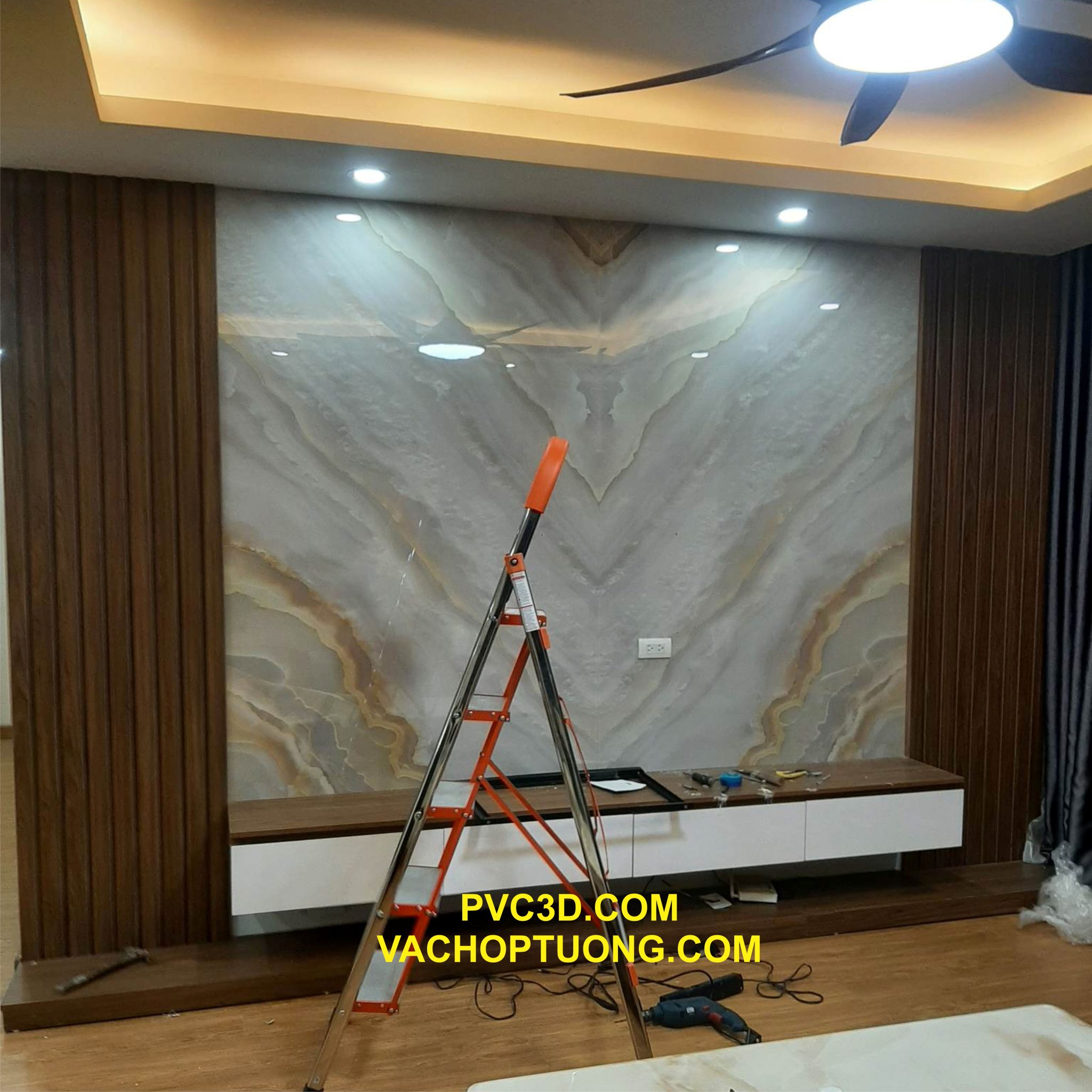 Vách tivi vân đá hoa cương tráng gương phòng khách - Vách ốp tường ...